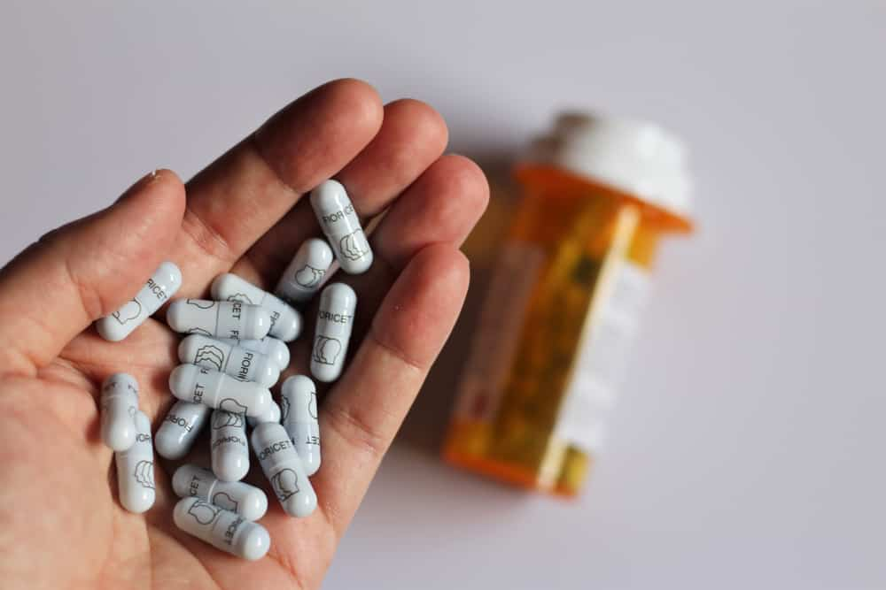 乙醯胺酚（Acetaminophen）：使用劑量、功效原理、潛在的副作用 - Hello醫師